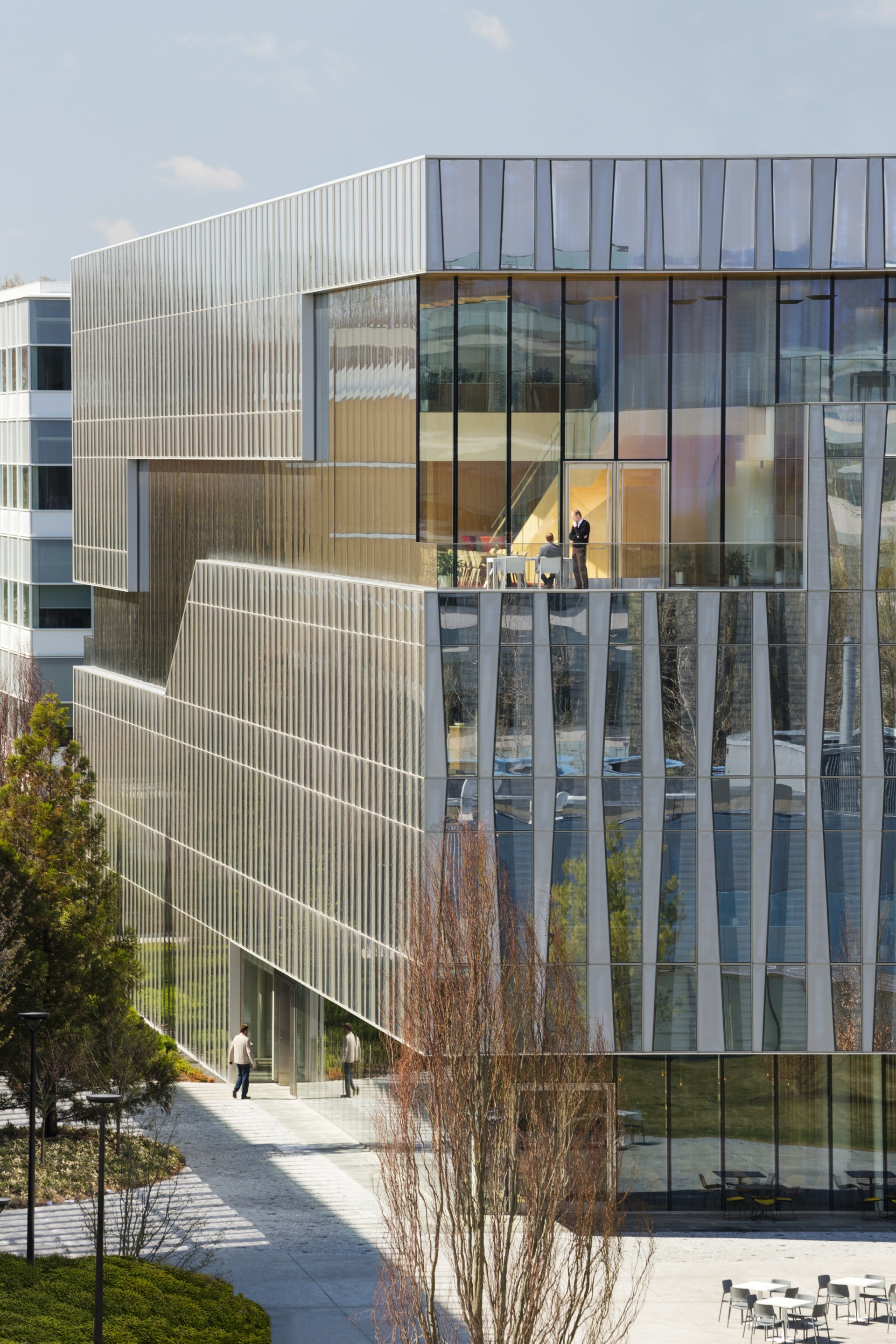 PW_Ascending_Spiral_of_Public_Space_Detail - Modern Design